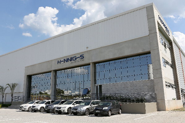 AutoData Editora - Henniges inaugura fábrica de R$ 120 milhões em Jundiaí