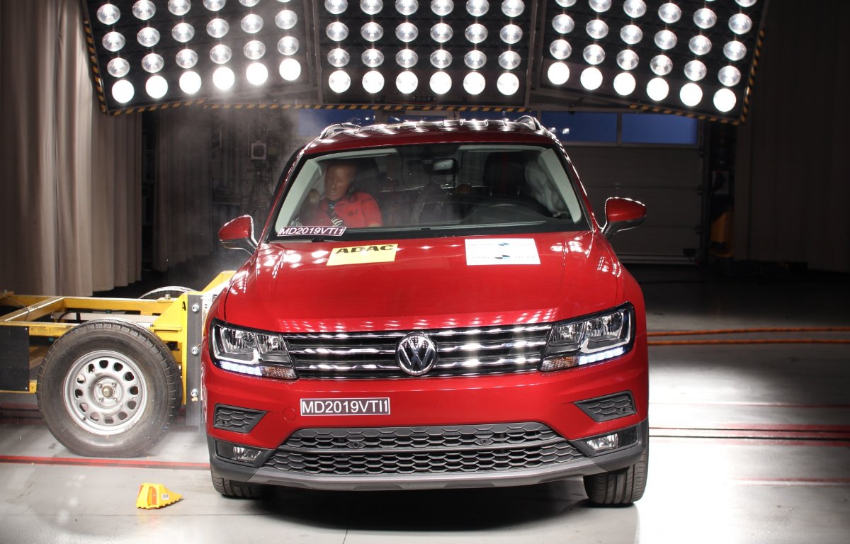 AutoData Editora - Jetta e Tiguan recebem nota máxima do Latin NCAP